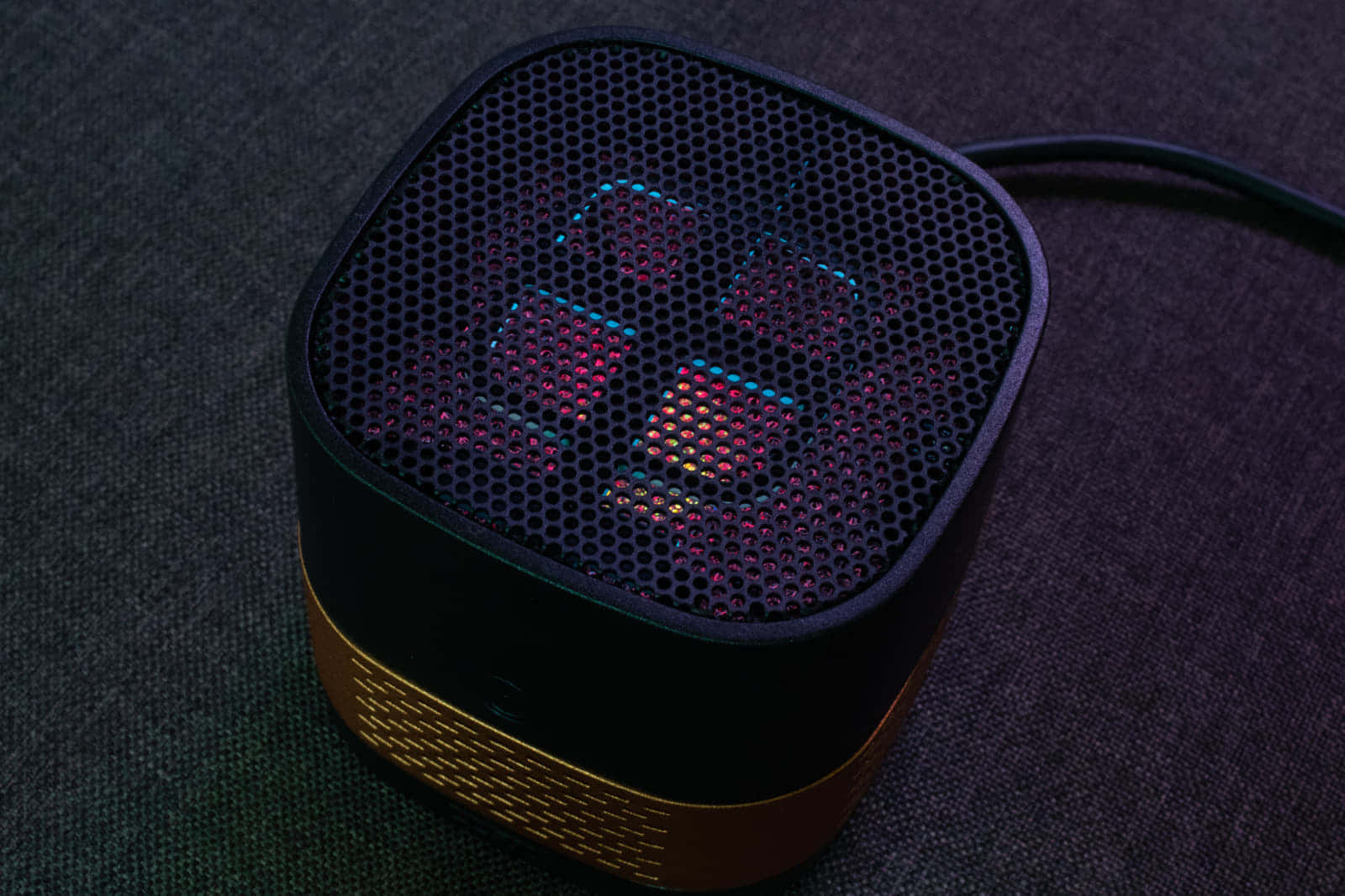 「LUFT Cube」コンパクトなポータブル空気清浄機｜Makuake先行レビュー ｜ VOLTECHNO