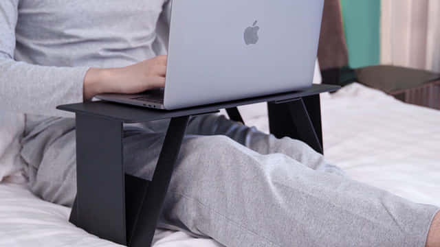 シンプル&軽量なPCデスク iSWIFT Piレビュー、快適な作業環境をどこでも実現！ ｜ VOLTECHNO