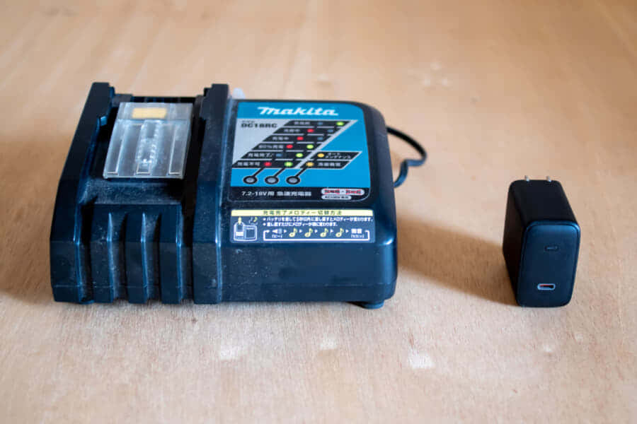 DeWALT DCB094 USB-C対応アダプタ、充電式工具を一変させるゲームチェンジャーの一角 ｜ VOLTECHNO