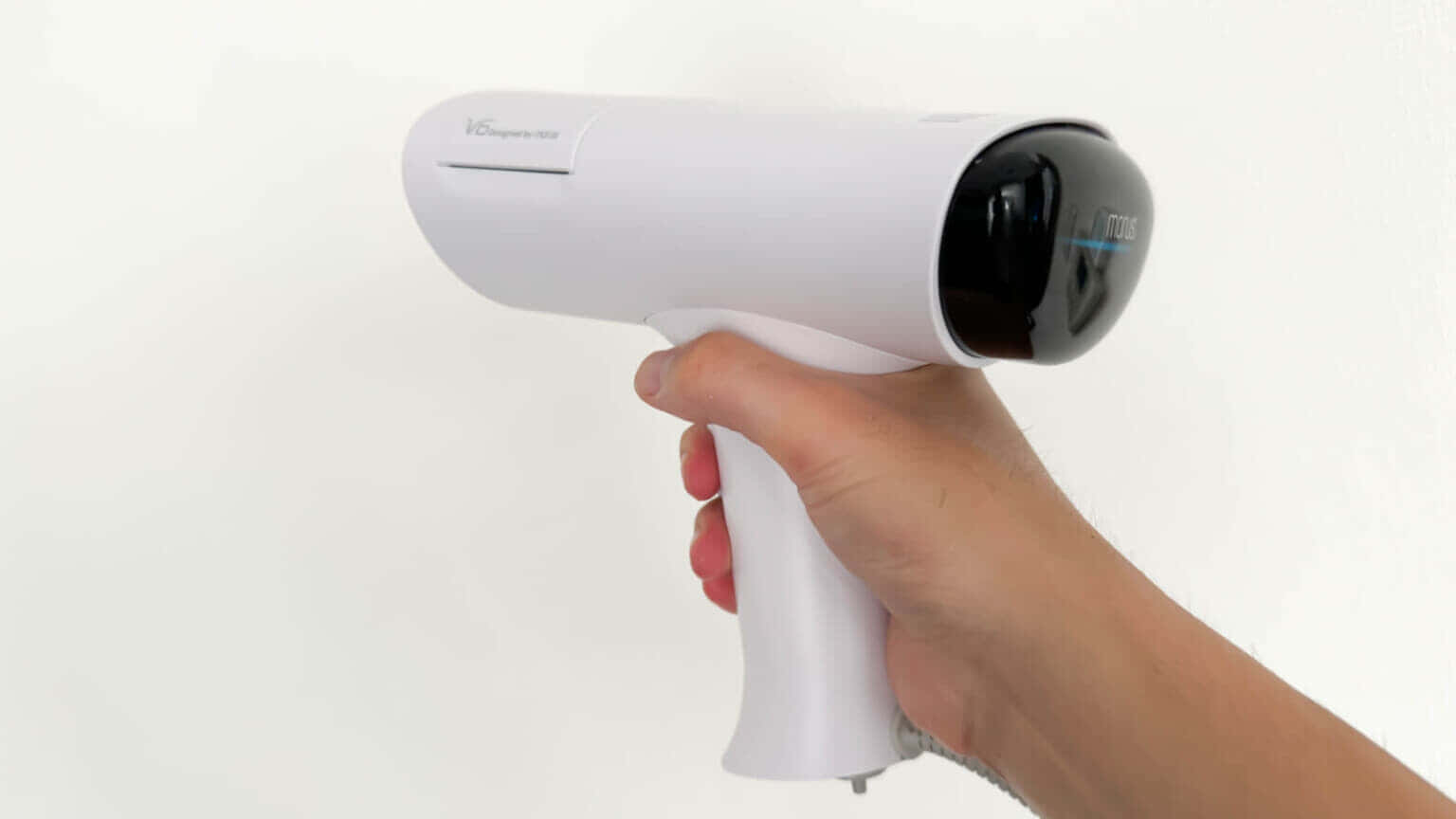 Morus V6が衣類スチーマーの常識を変える、スチーム真空吸着で衣類ケア【実製品レビュー】 ｜ VOLTECHNO